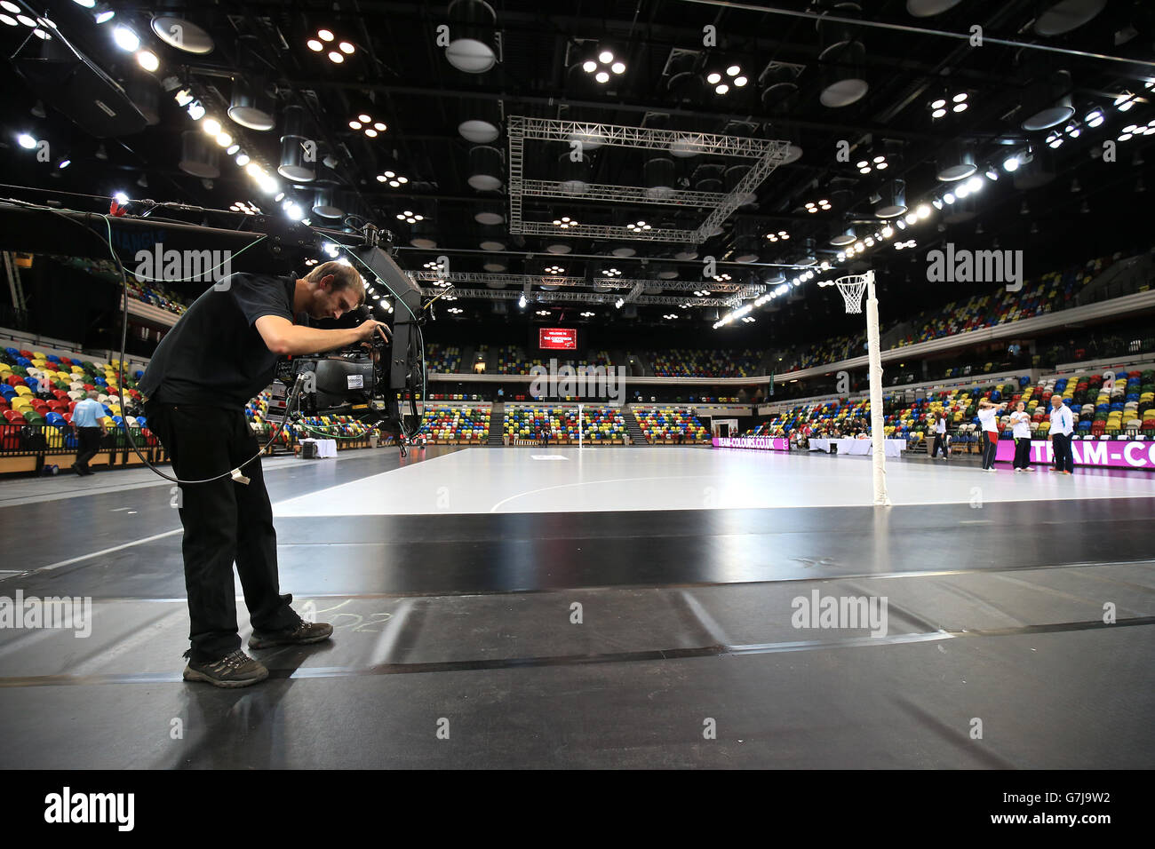 Netball england t v camera hi-res stock photography and images - Alamy