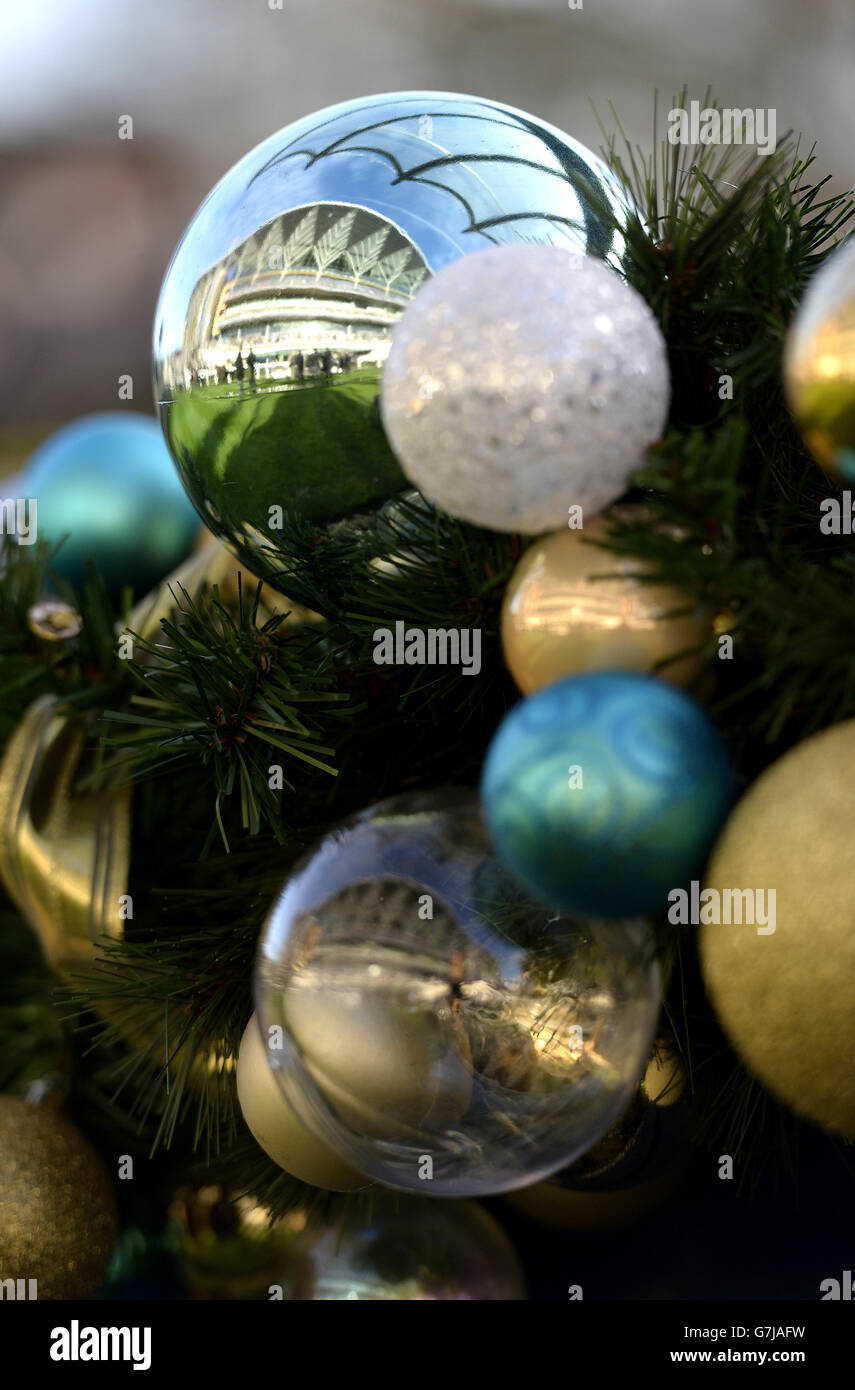The Grandstand at Ascot racecourse is reflected in Christmas ...