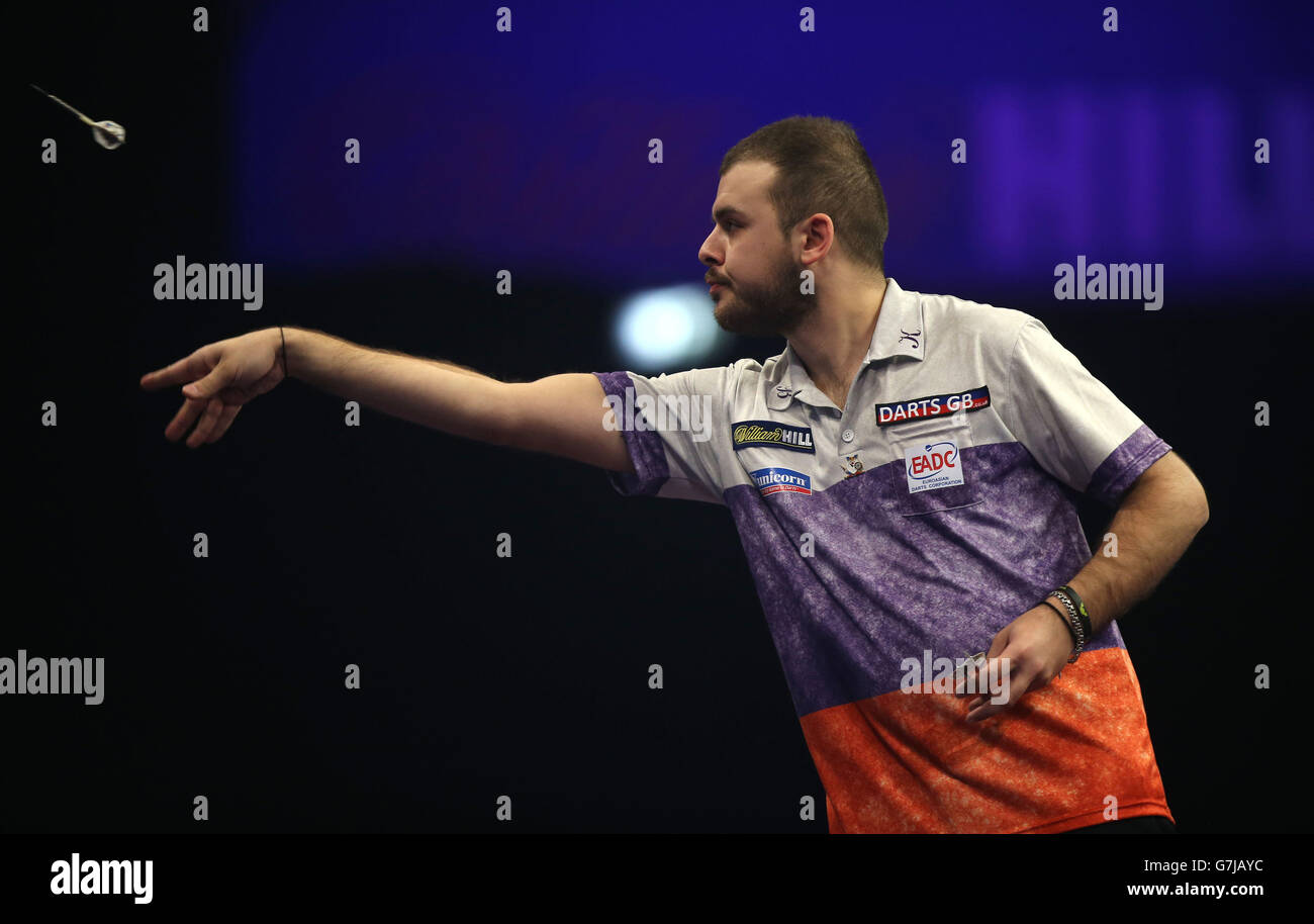Kevin painter world darts hi-res stock photography and images - Alamy
