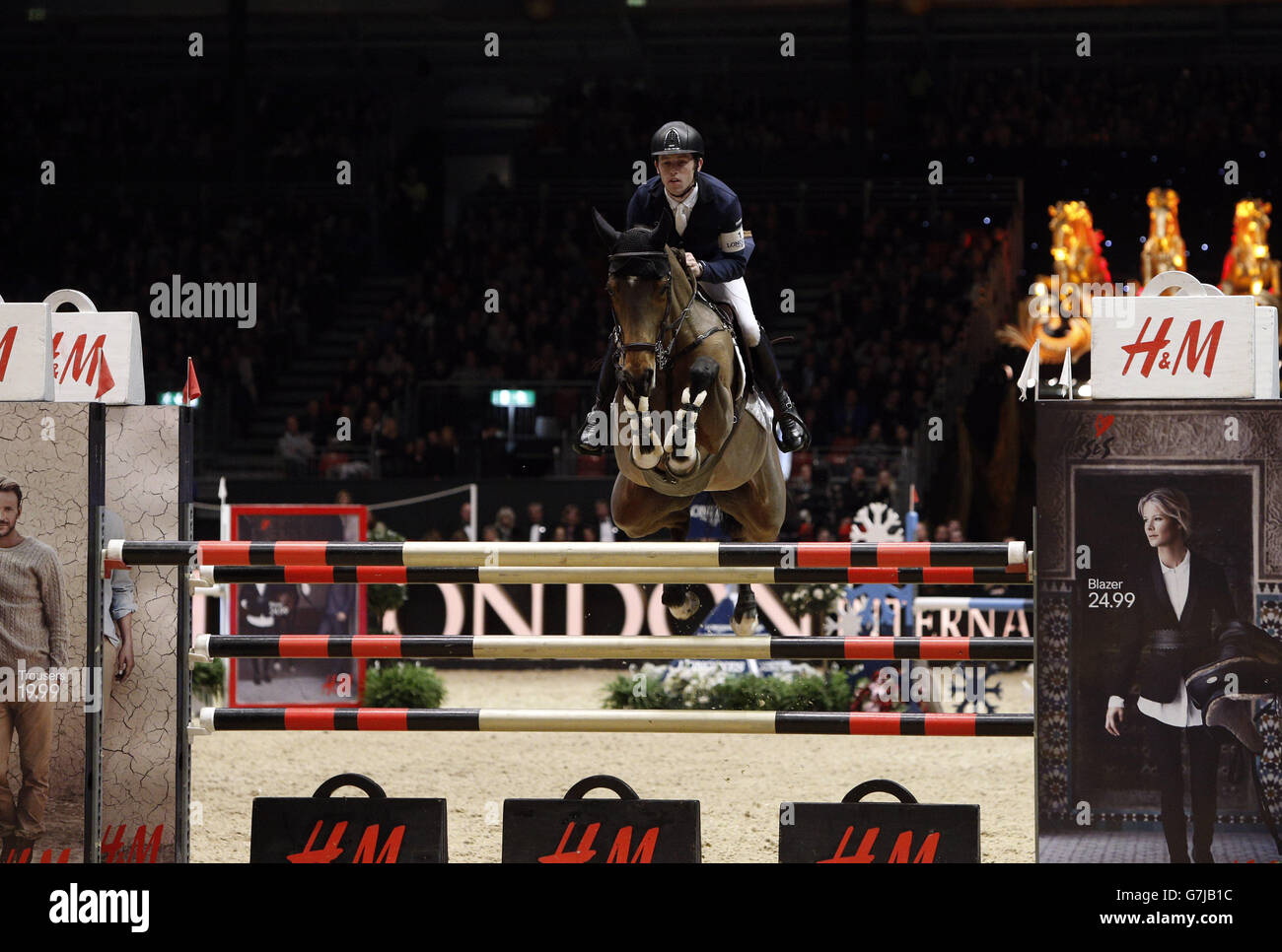 Great Britain's Scott Brash riding Hello M'lady wins the H & M Ivy ...