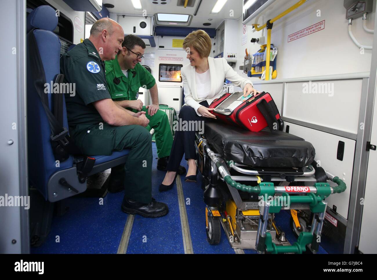 Emergency services team hi-res stock photography and images - Alamy