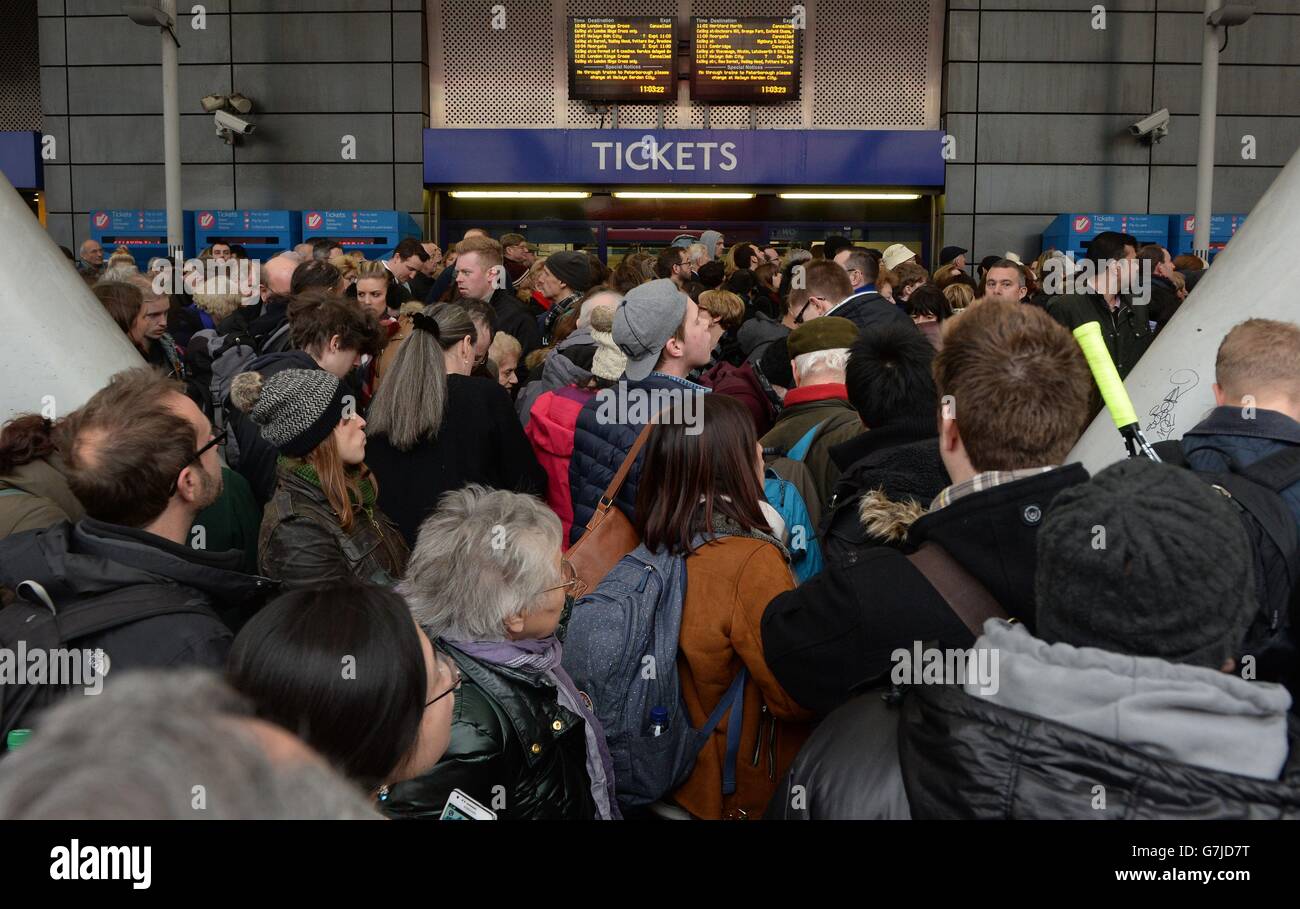 Engineering works king's cross hi-res stock photography and images - Alamy