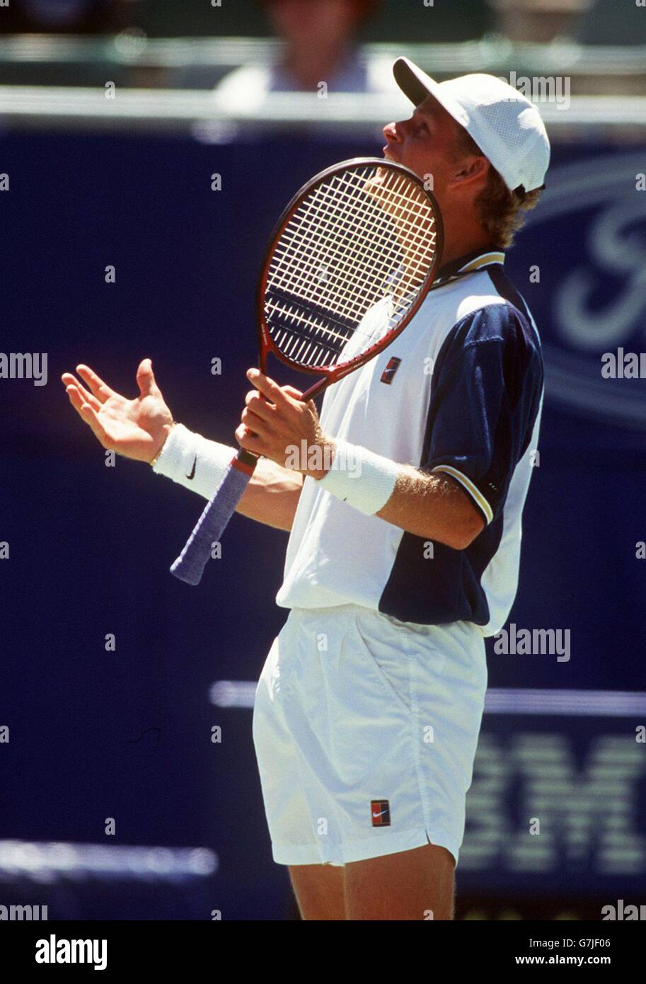 Mark knowles hi-res stock photography and images - Alamy