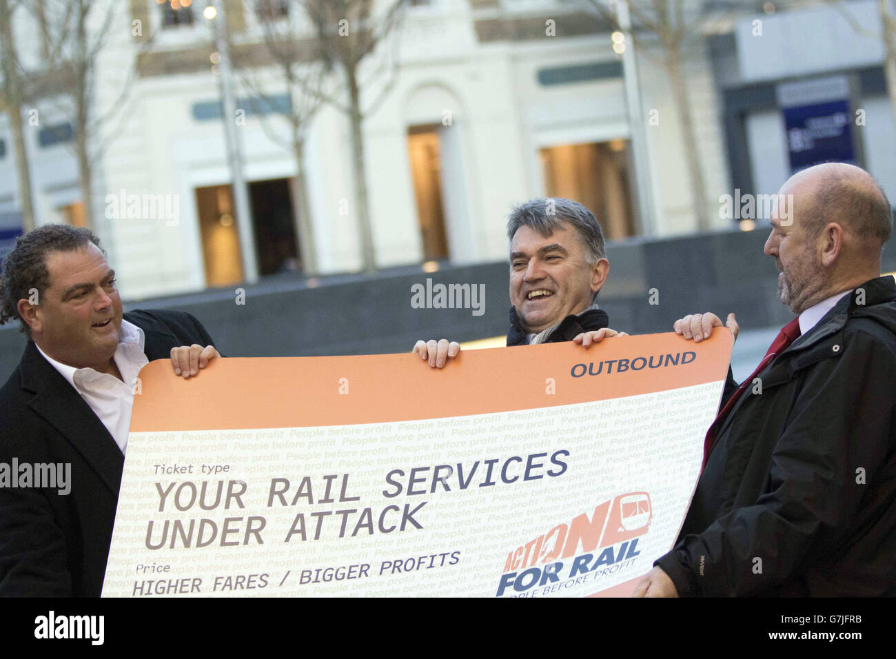 Campaigners from the RMT (National Union of Rail, Maritime and ...