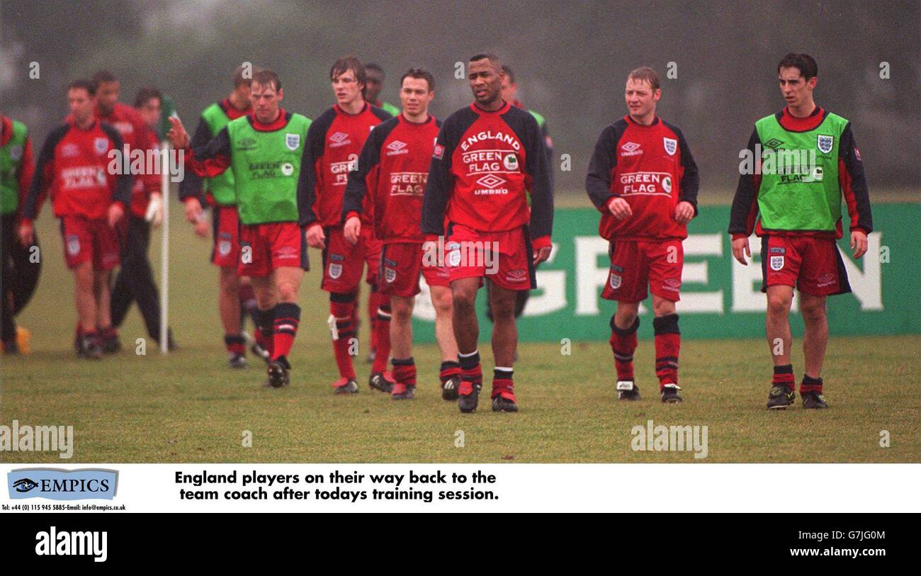 England soccer training session bisham abbey hi-res stock photography ...