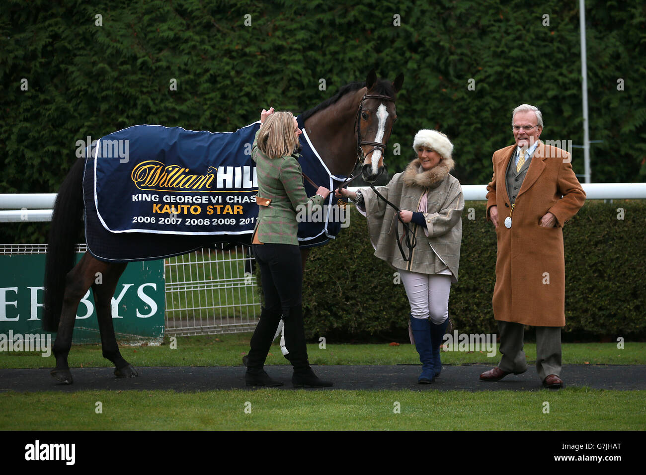 Owner Clive Smith with Kauto Star at the unveiling of his statue in the ...