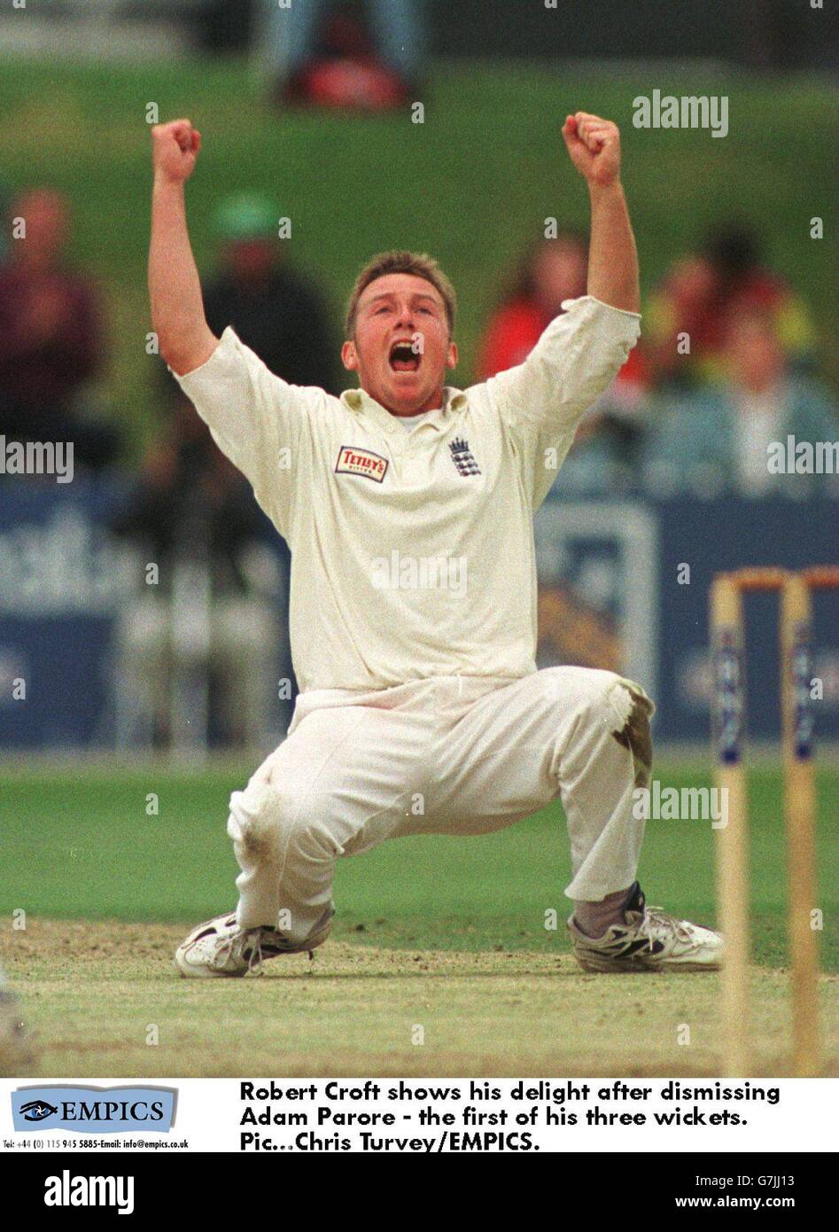 International Cricket-Wellington, NZ-2nd Test Day 4. Robert Croft shows ...