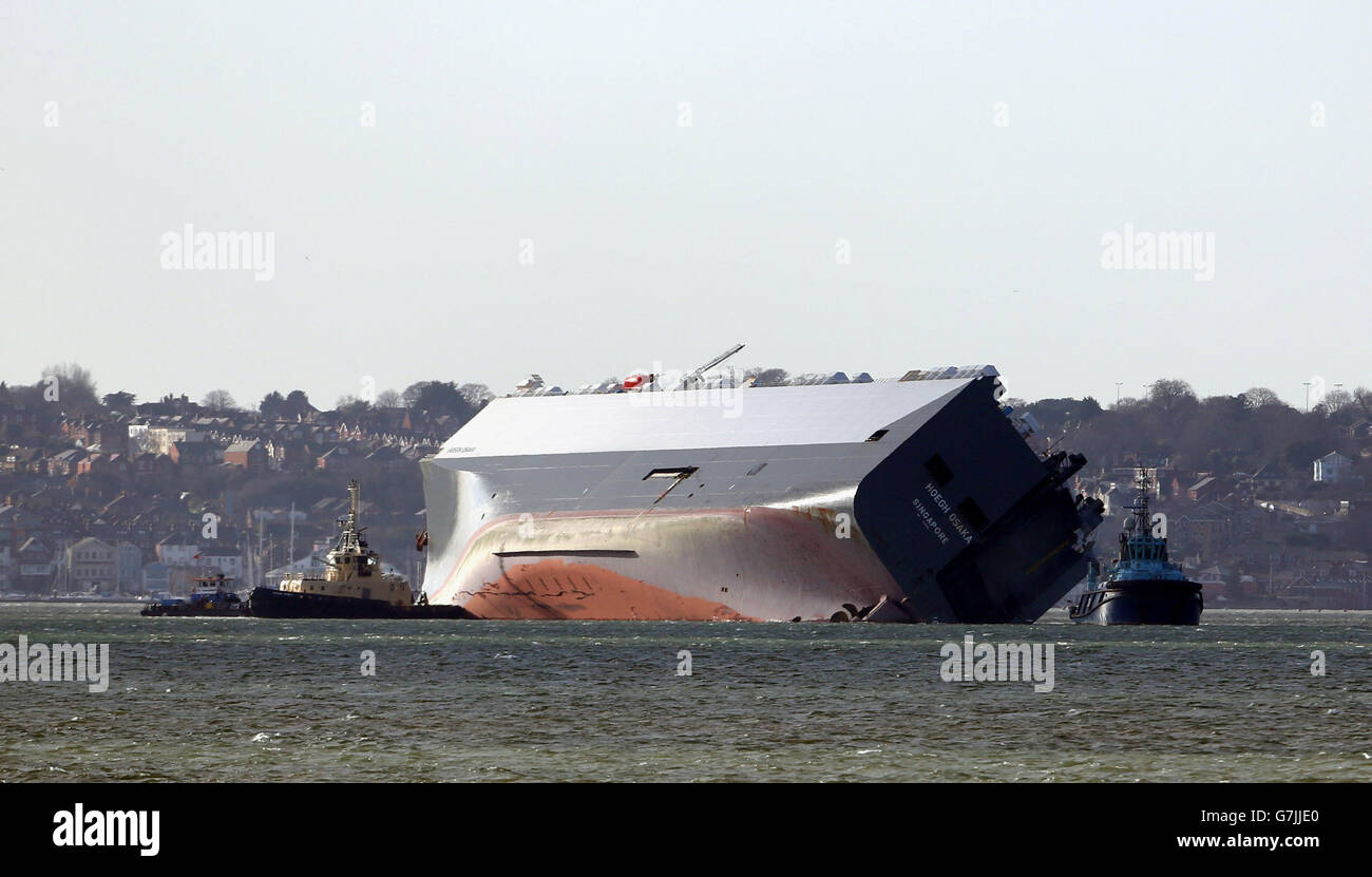 Solent ship grounding Stock Photo - Alamy