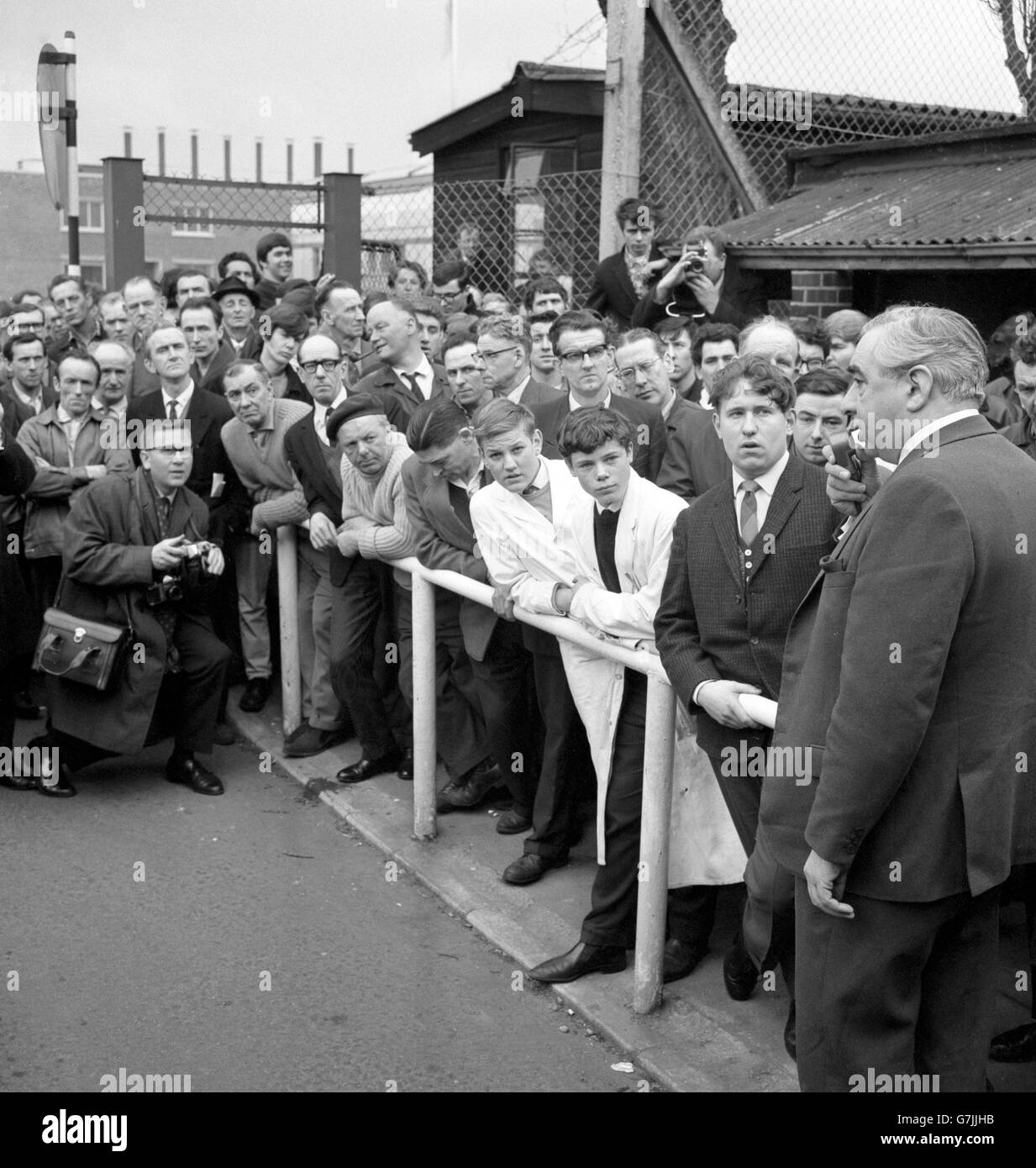 Politics - General Election 1966 - Southall, Middlesex Stock Photo - Alamy