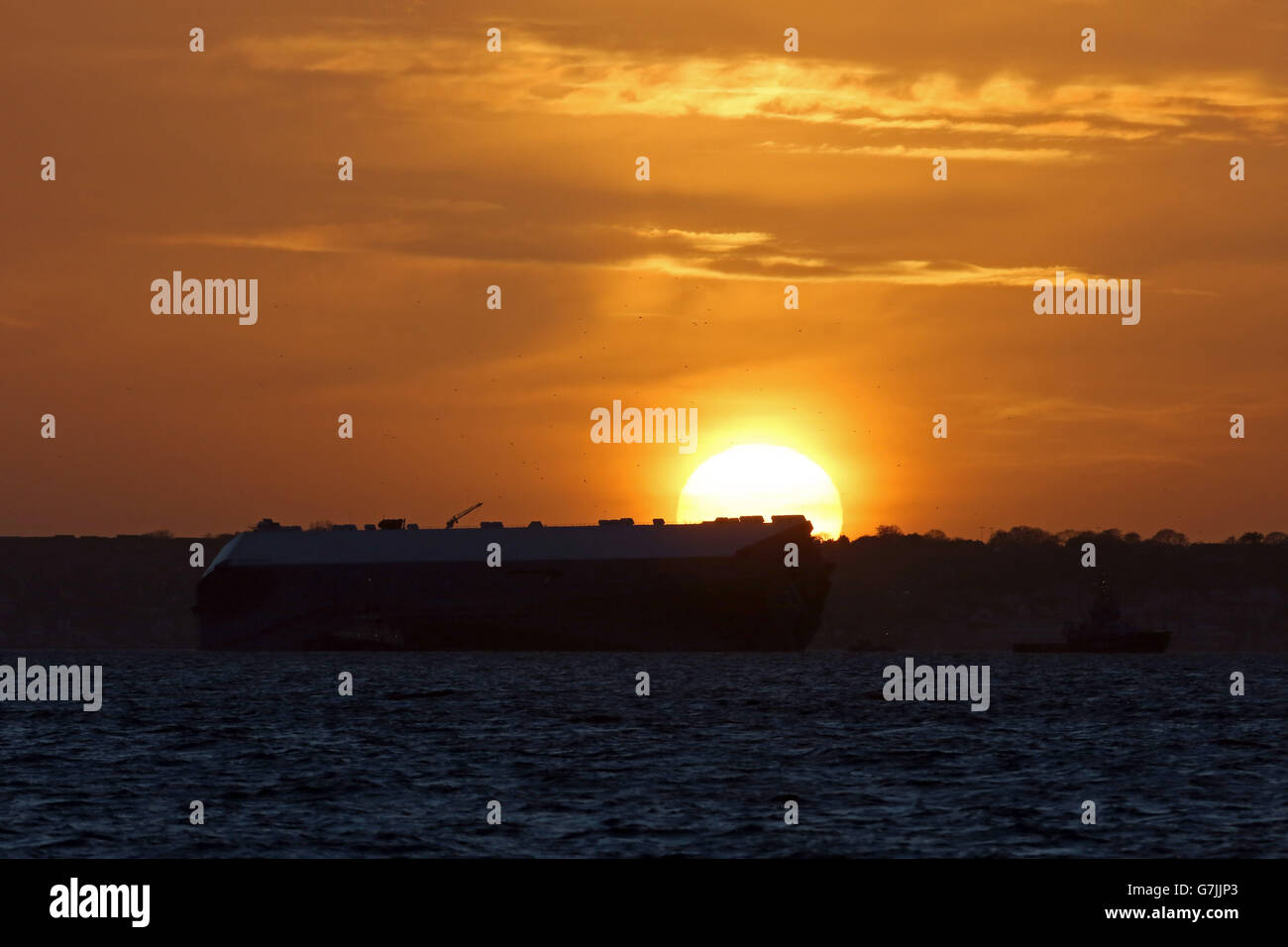 Solent ship grounding Stock Photo - Alamy