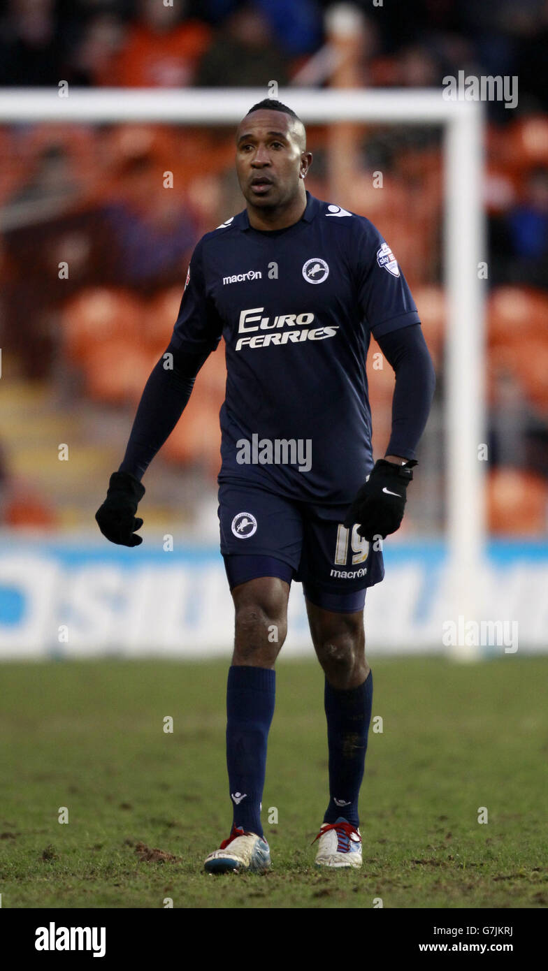 Ricardo fuller millwall hi-res stock photography and images - Alamy