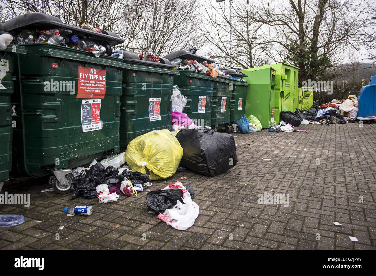 Recycling centres hi-res stock photography and images - Alamy