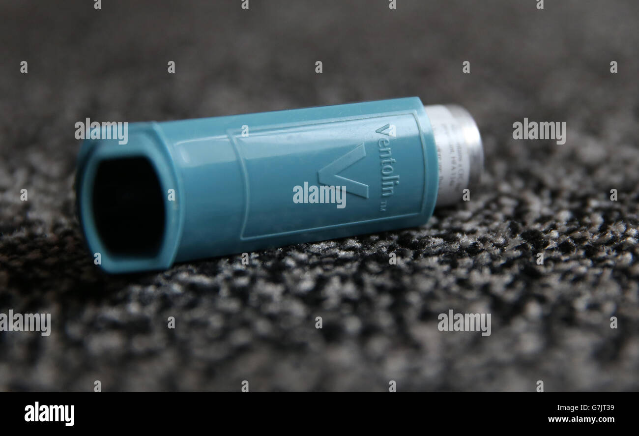 Ventolin inhaler hi-res stock photography and images - Alamy