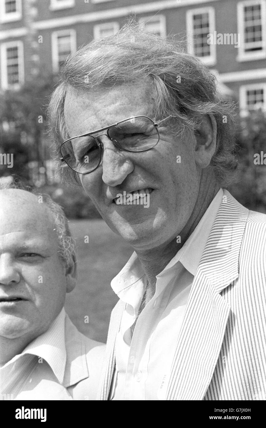 Actor comedian and singer lance percival hi-res stock photography and ...