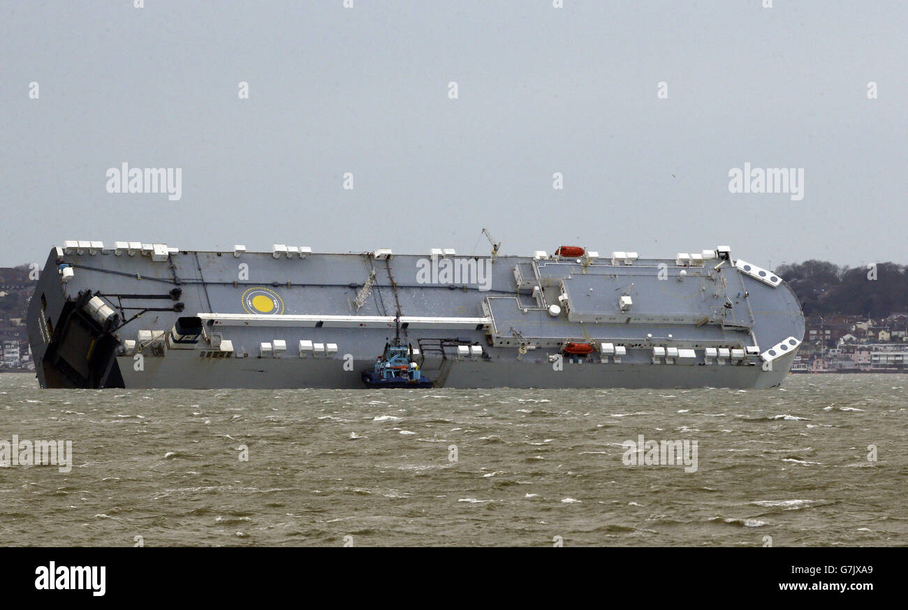 Solent ship grounding Stock Photo - Alamy