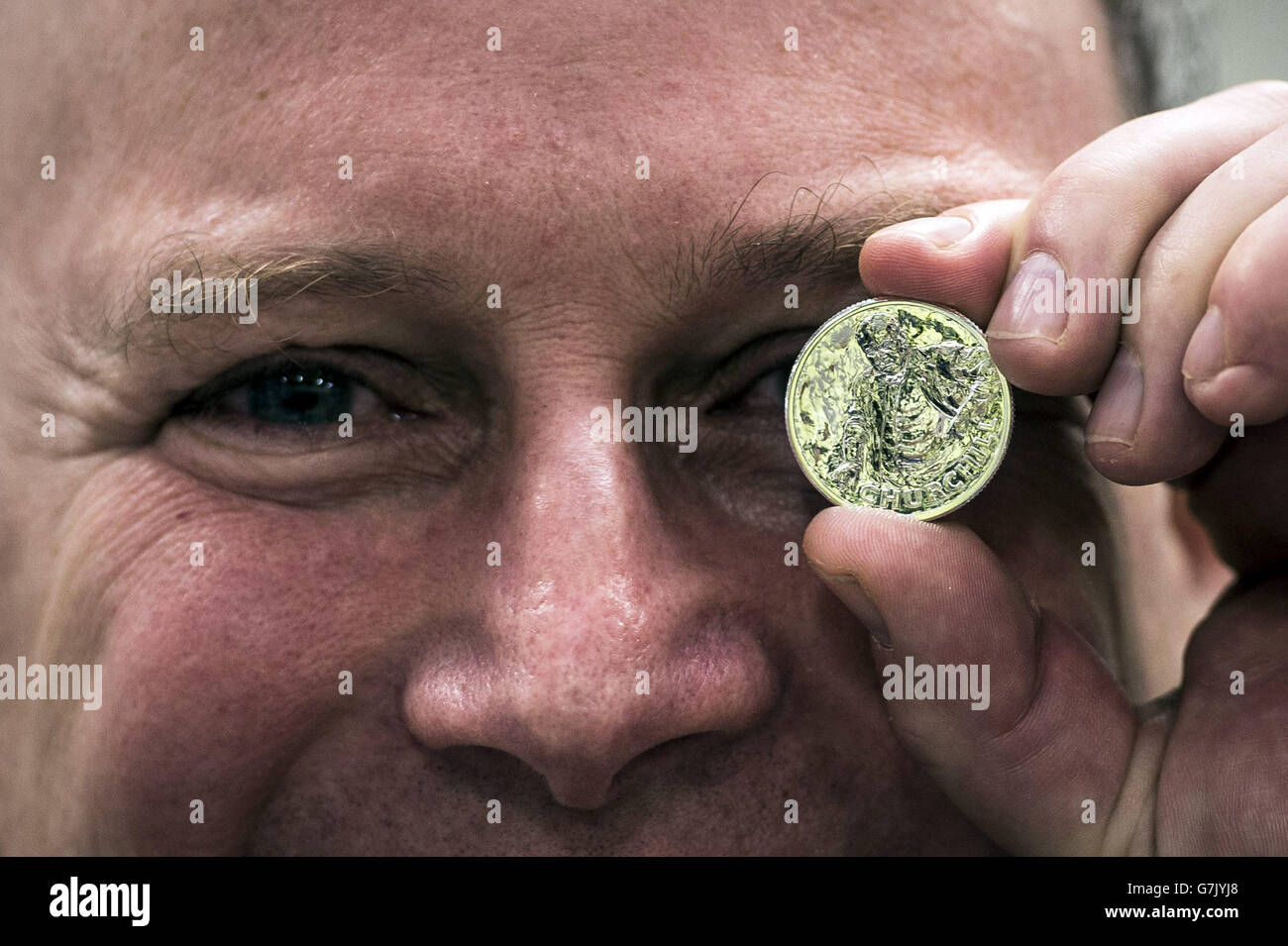 20 commemorative coin of the former Prime Minister inside the Royal ...