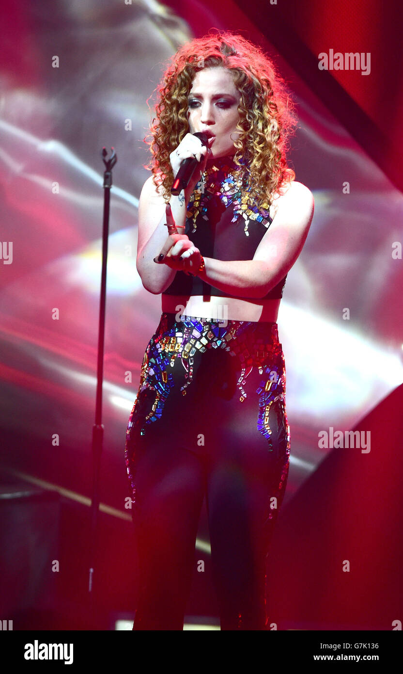 Clean bandit brits hi-res stock photography and images - Alamy