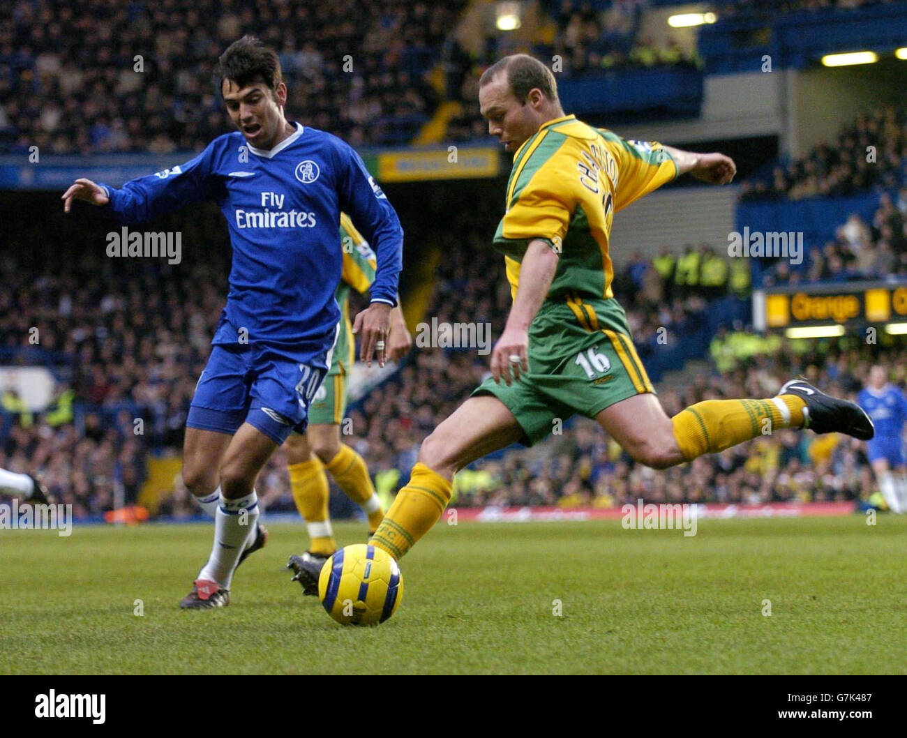 Soccer norwich city feature hi-res stock photography and images - Alamy
