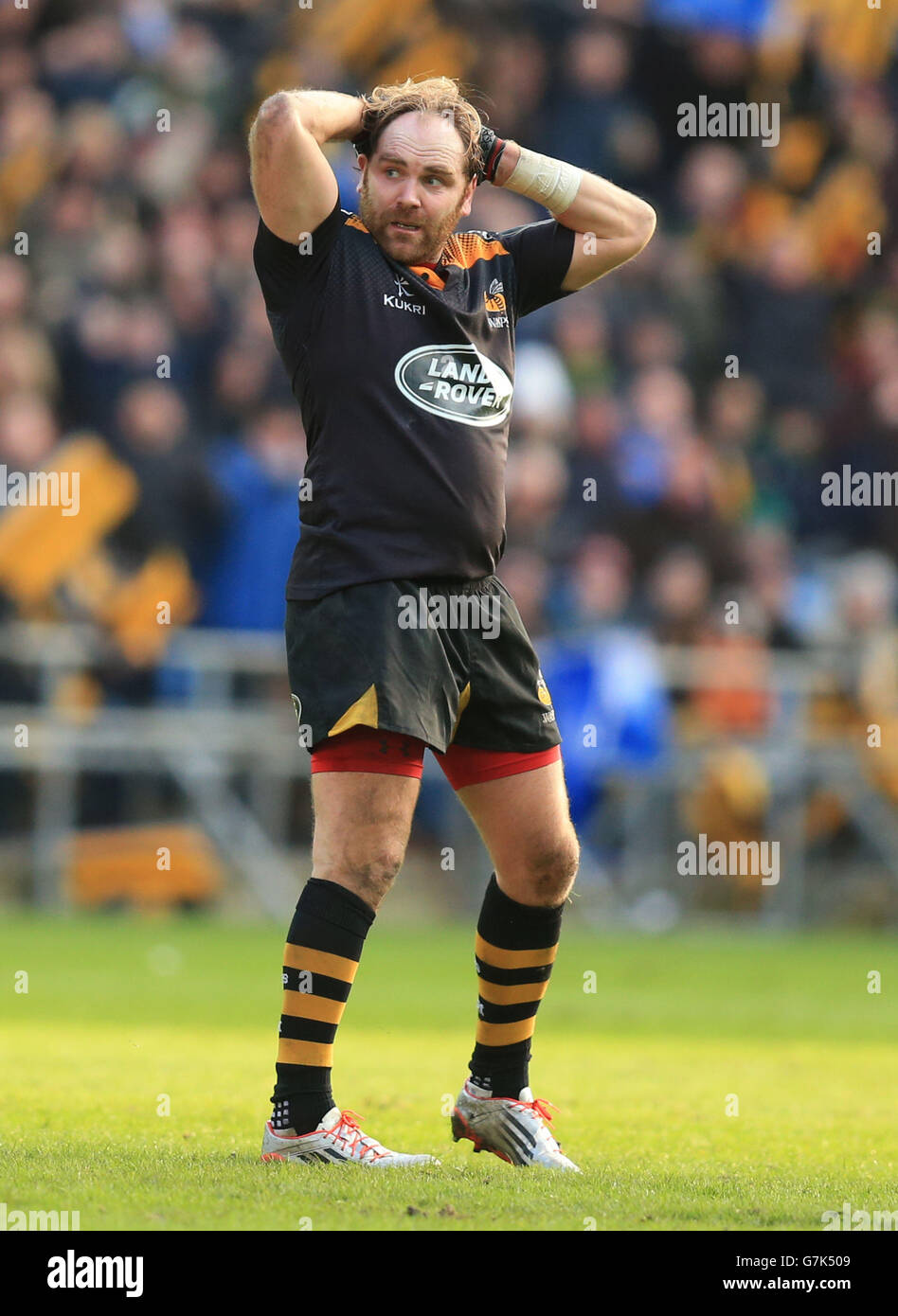 Wasps' Andy Goode looks dejected after his drop kick in the dying ...