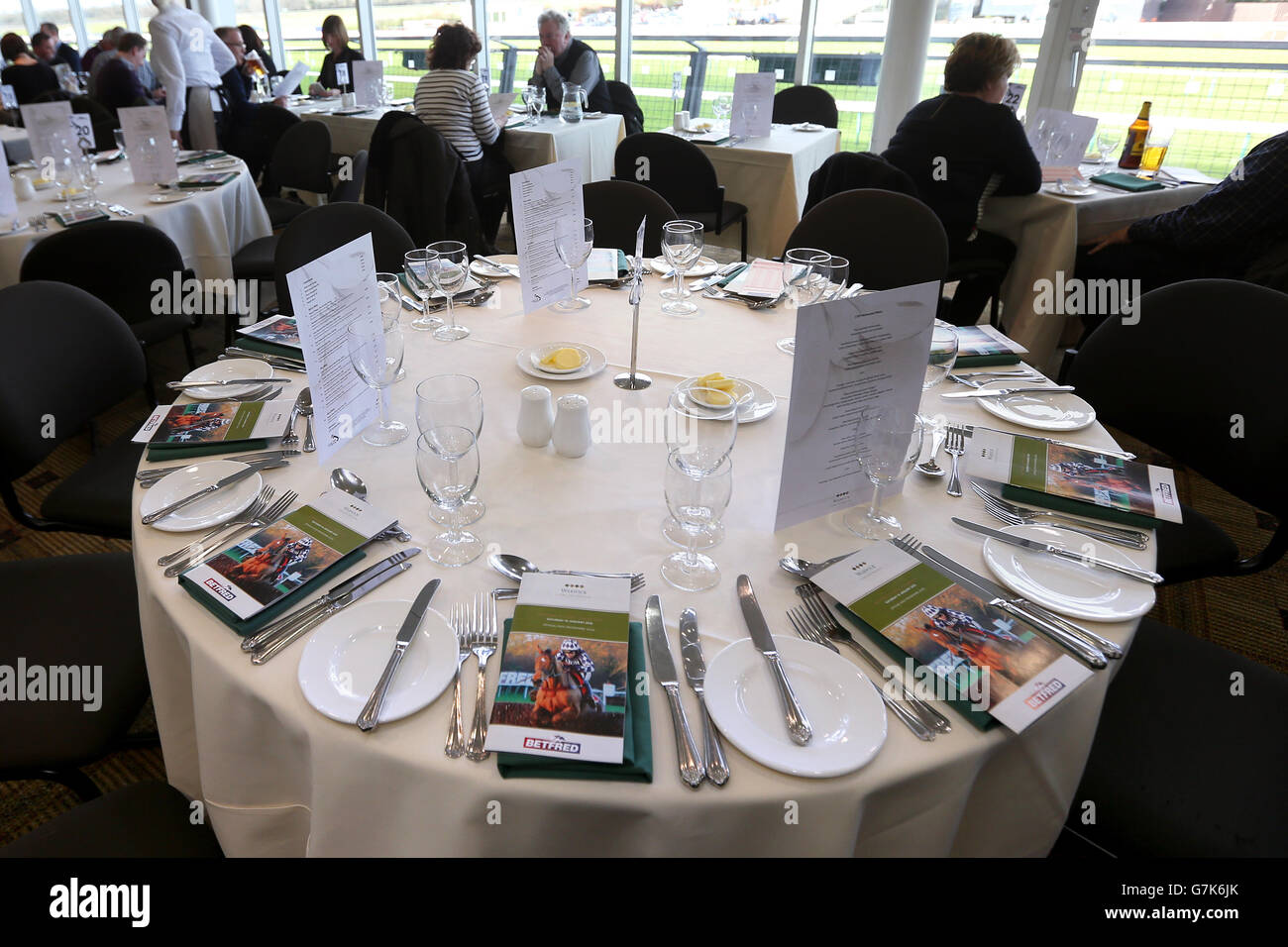 Horse Racing - Betfred Classic Chase Day - Warwick Racecourse ...