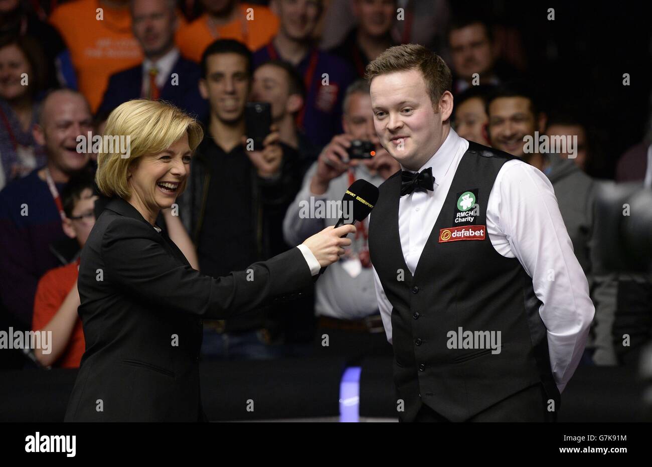 Hazel irvine snooker hi-res stock photography and images - Alamy