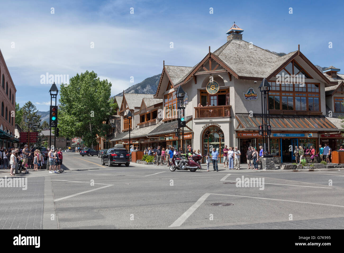 Banff downtown hi-res stock photography and images - Alamy