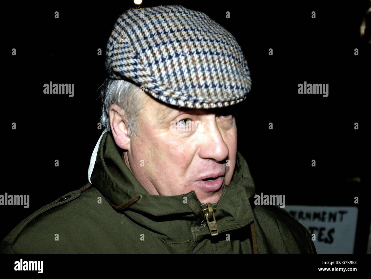 Victor makarov opposite 10 downing street hi-res stock photography and ...