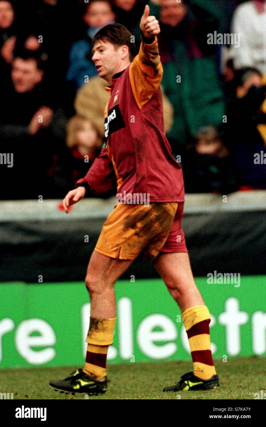 Chris waddle bradford city hi-res stock photography and images - Alamy