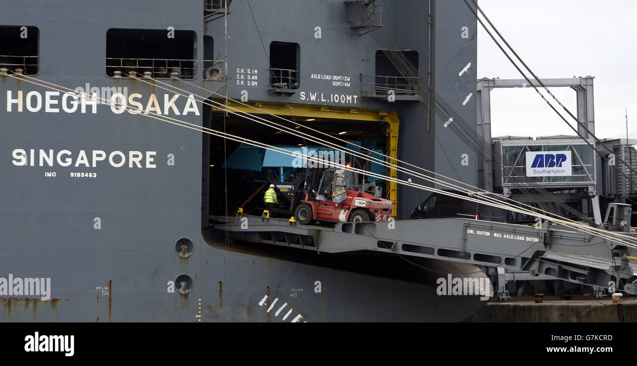 Solent ship grounding Stock Photo - Alamy