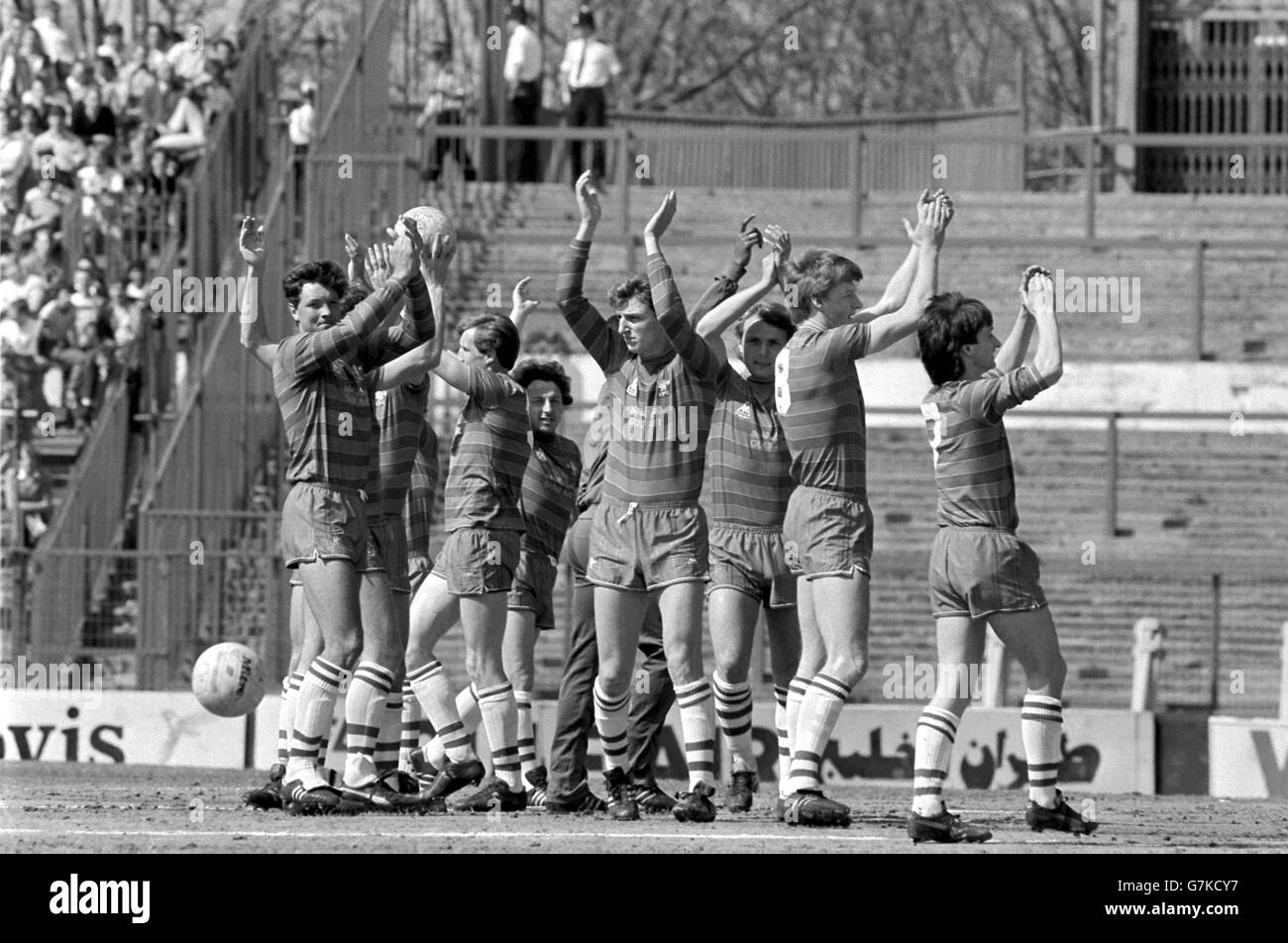 Celebration team clapping football Black and White Stock Photos ...