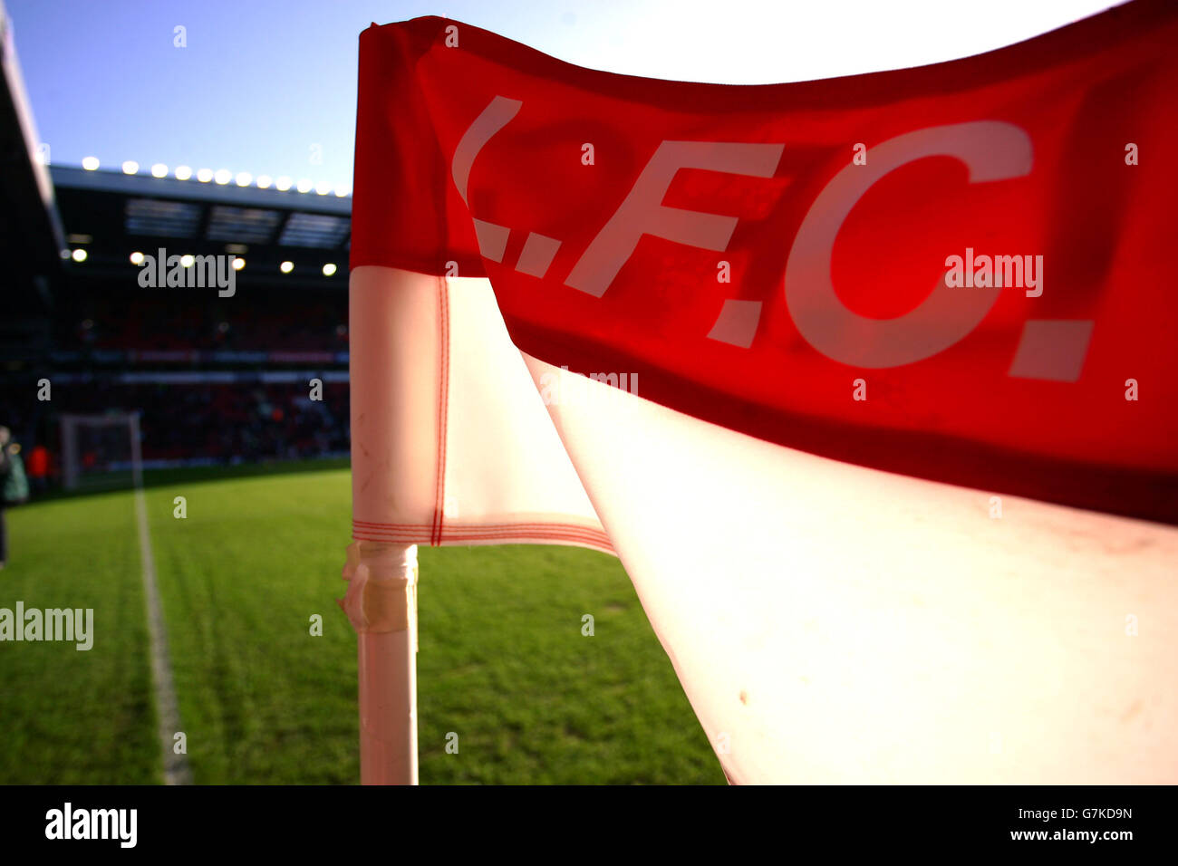 Generic football corner flag hi-res stock photography and images - Alamy