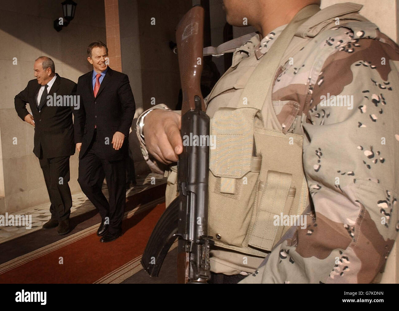 Ayad allawi iraqi prime minister hi-res stock photography and images ...