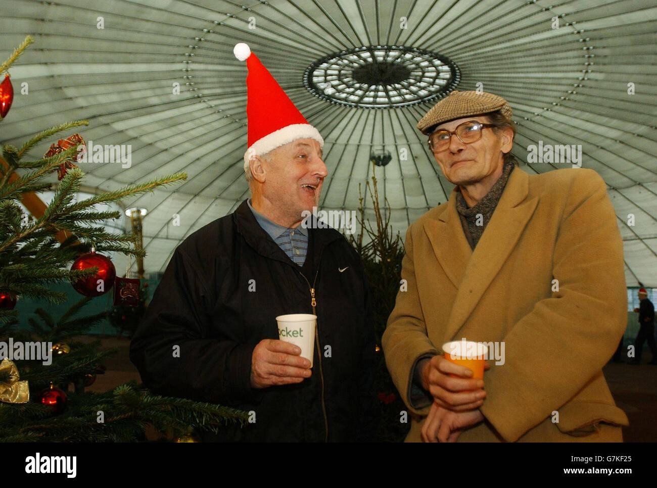 Christmas Homeless Shelter - Millennium Dome Stock Photo - Alamy