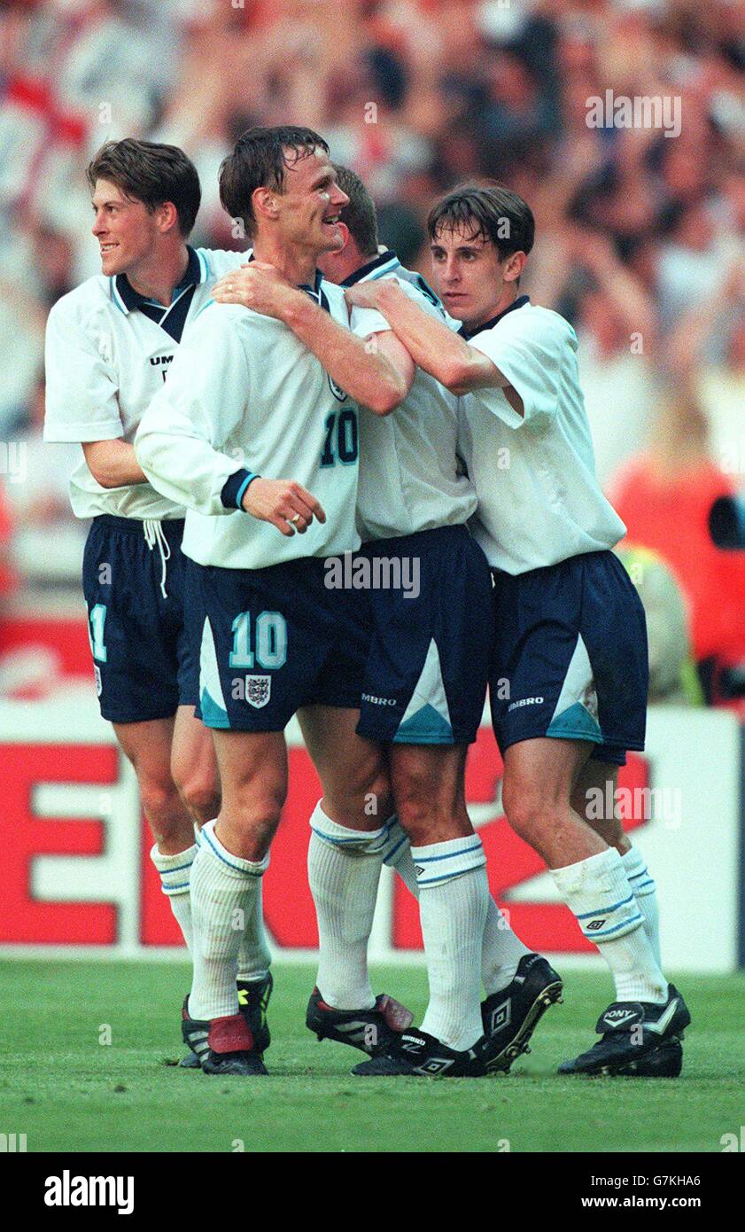 Soccer - Euro 96 - Group A - England v Netherlands - Wembley Stadium ...