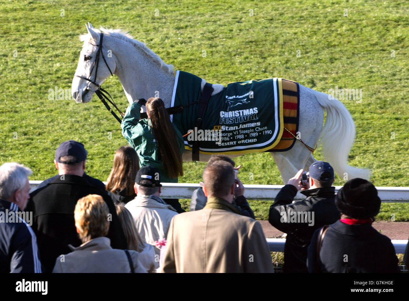 Horse Racing - Kempton Park - Stan James Christmas Festival. Former ...