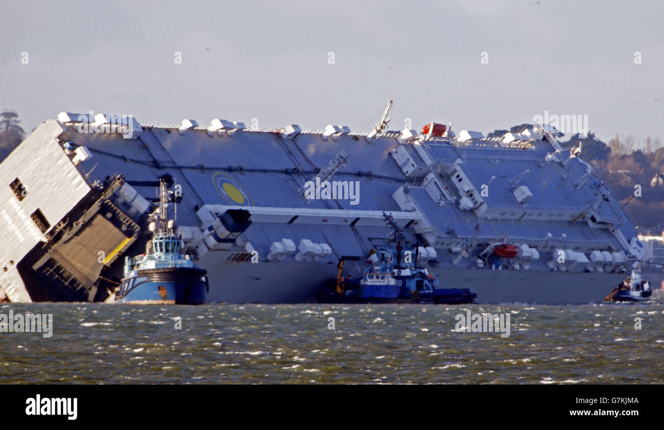 Solent ship grounding Stock Photo - Alamy