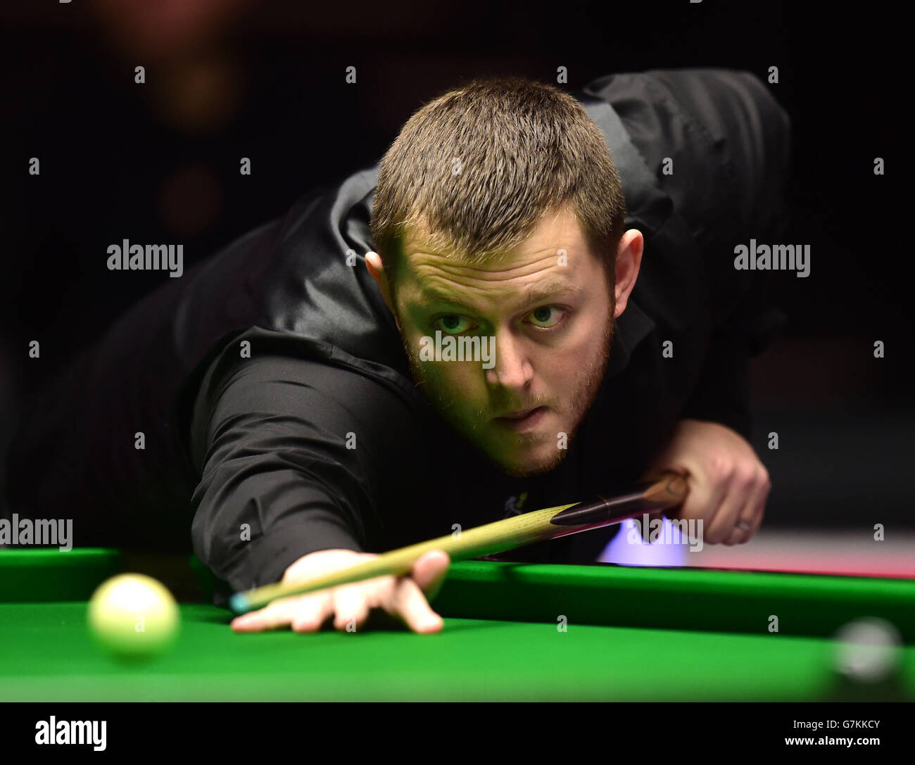 Snooker - 2015 Dafabet Masters - Day Six - Alexandra Palace Stock Photo ...