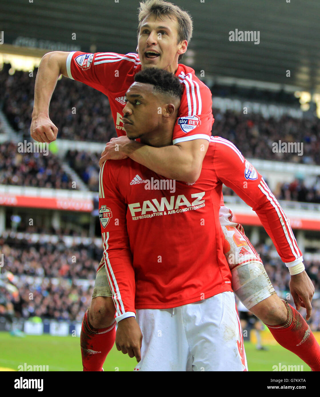 Nottingham forest goal celebration hi-res stock photography and images ...