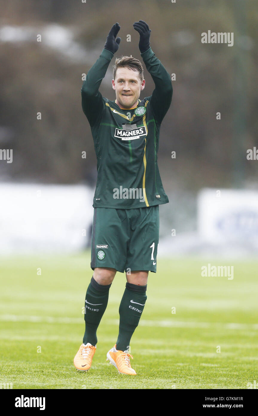 Celtic football supporters hi-res stock photography and images - Alamy