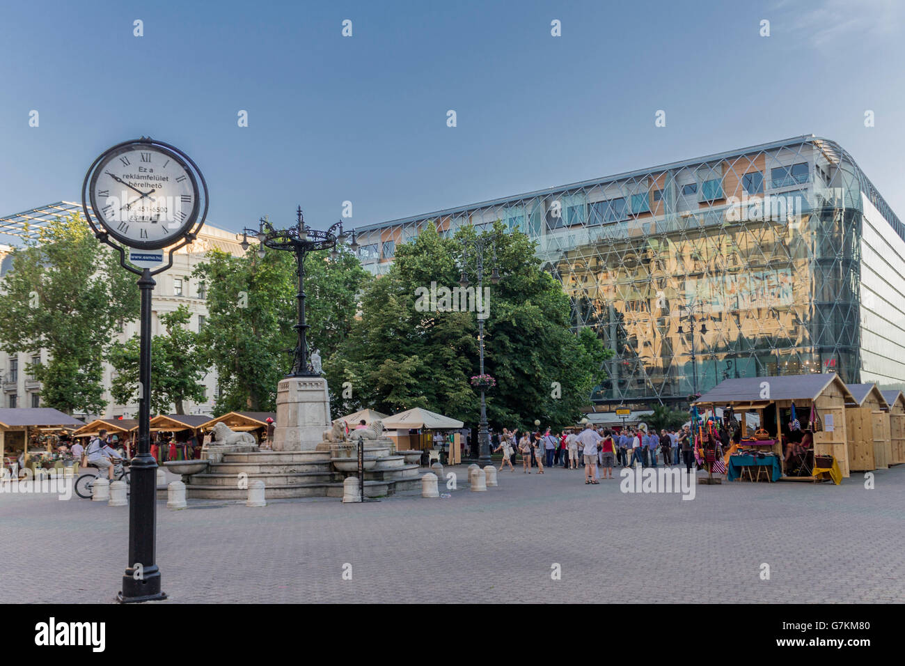 Plaza budapest hi-res stock photography and images - Alamy