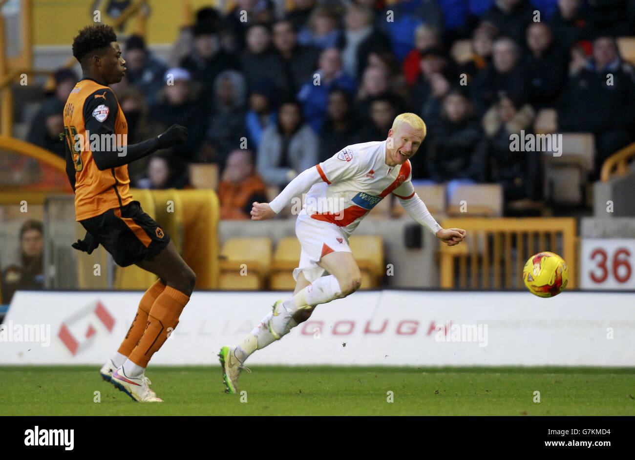 Blackpool's David Perkins (right) and Wolverhampton Wanderers' Dominic ...