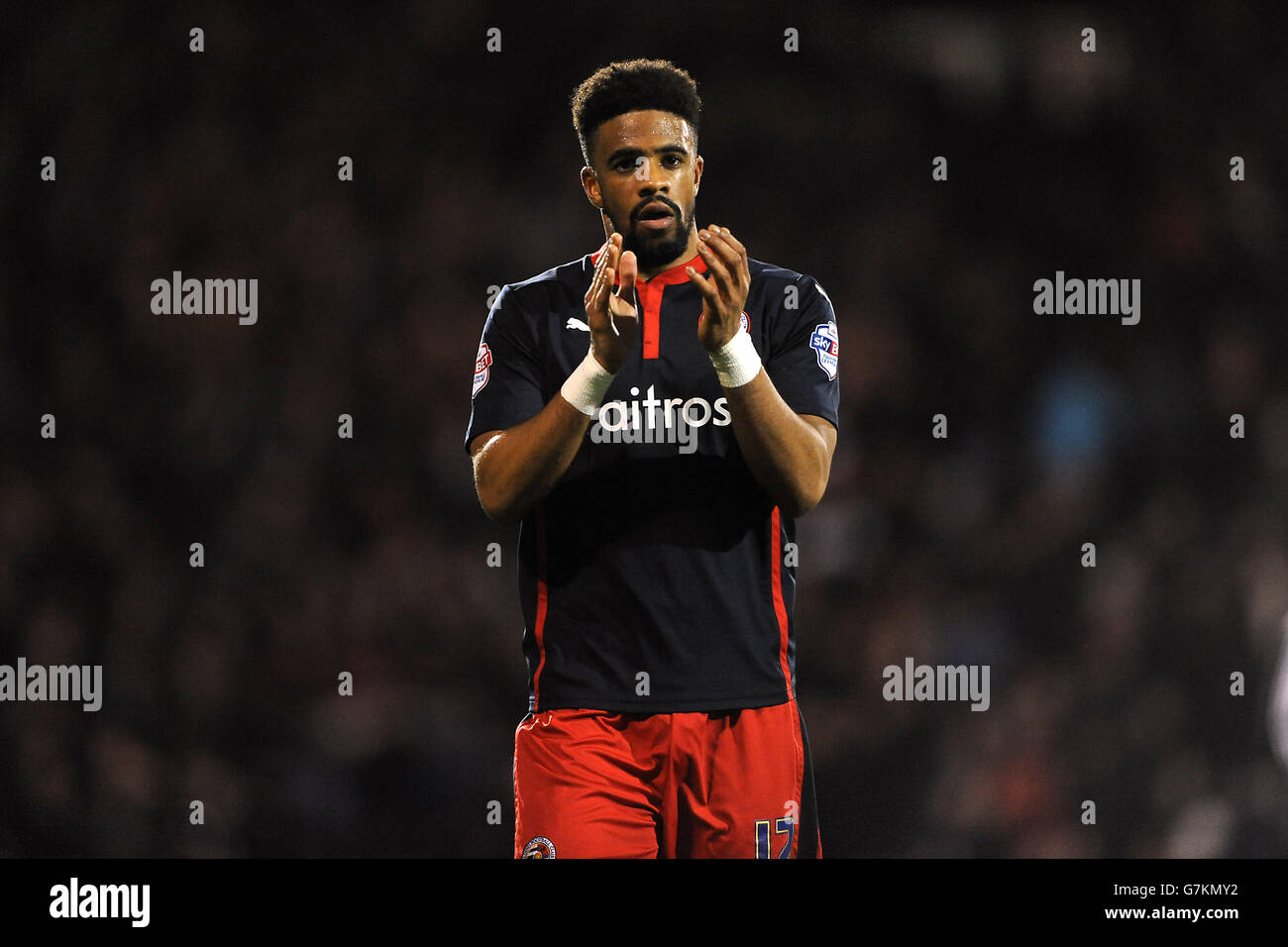 Reading's Garath McCleary applauds the travelling support Stock Photo ...