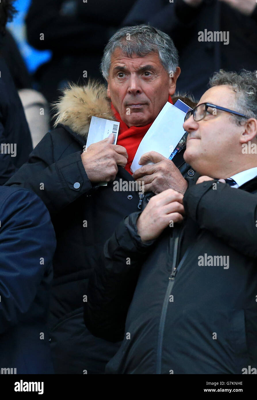 David dein in stands hi-res stock photography and images - Alamy