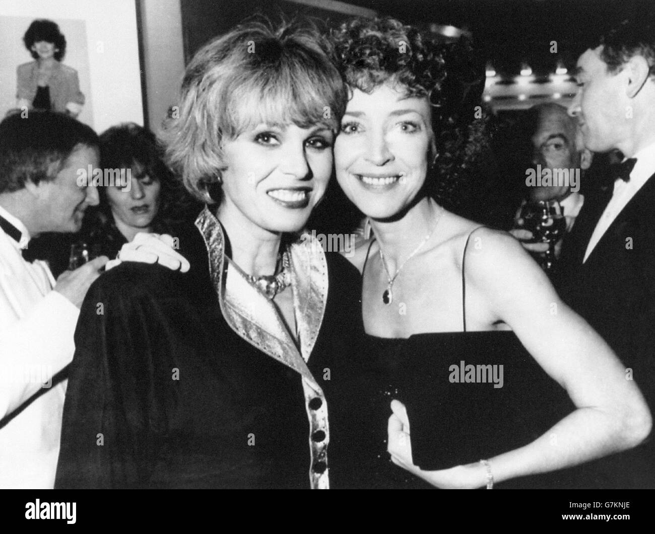 Television - ITV - Coronation Street 30th Birthday Gala - Manchester ... Television - ITV - Coronation Street 30th Birthday Gala - Manchester ...