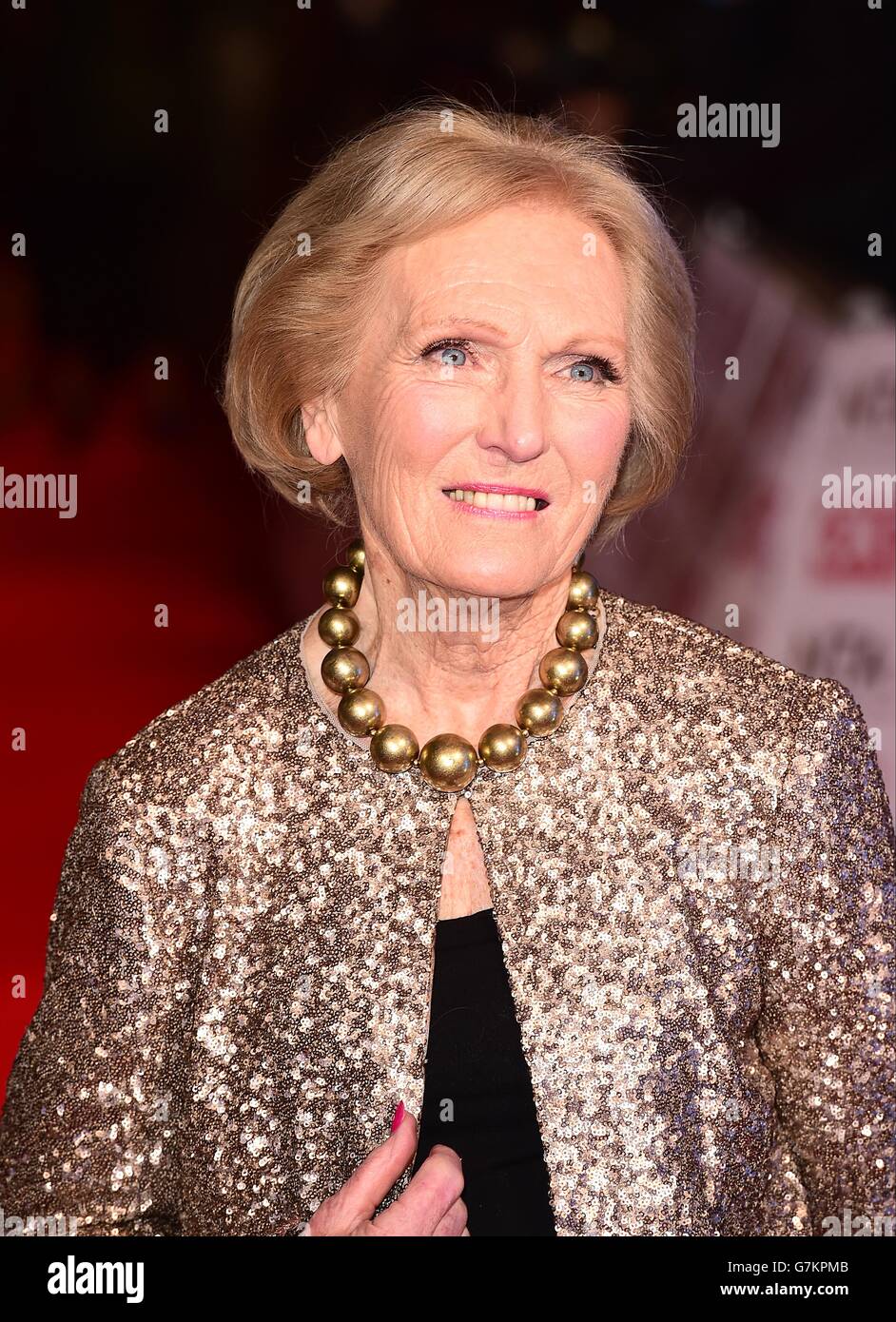 Mary berry portrait hi-res stock photography and images - Alamy
