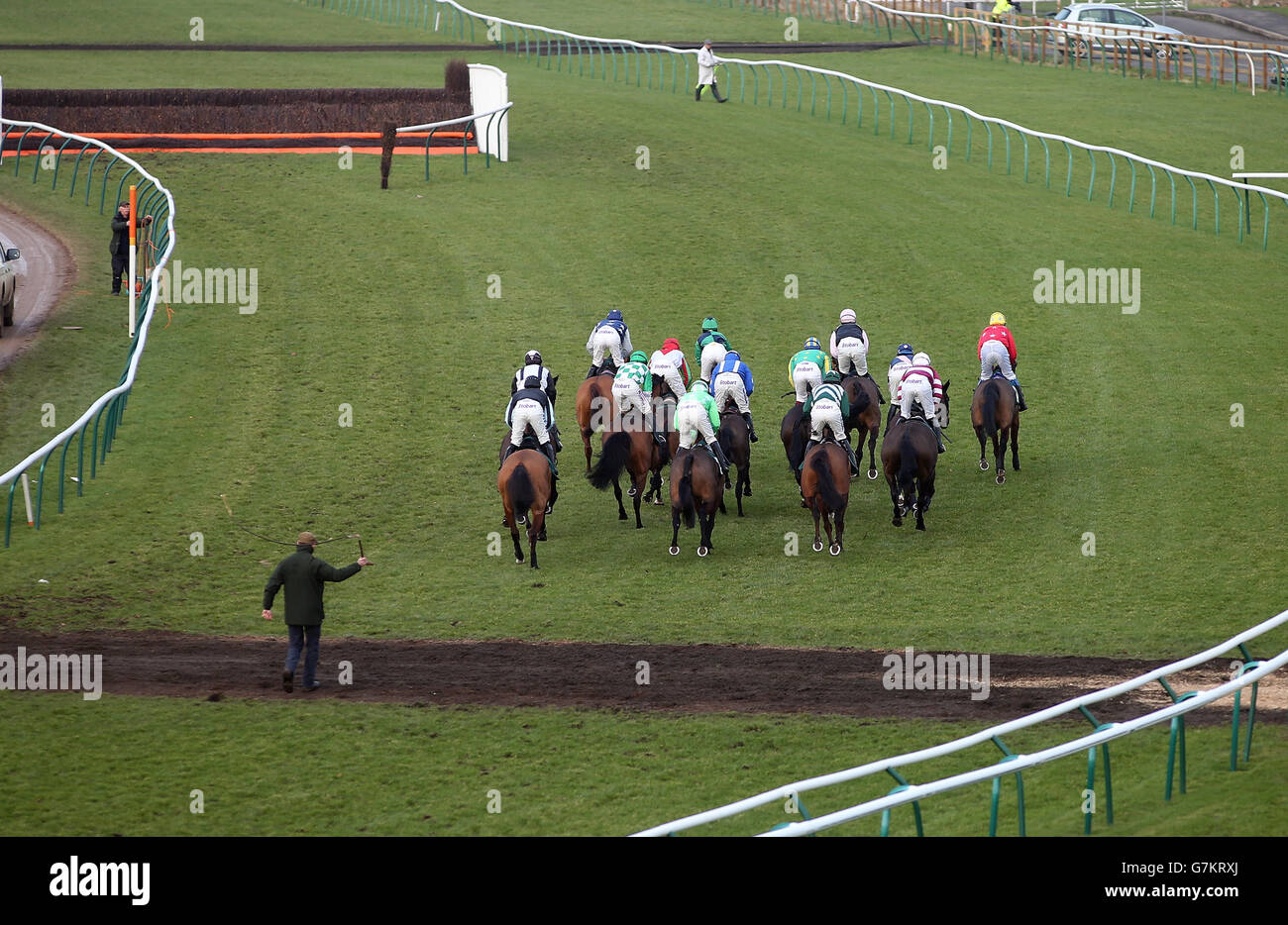 Hurdle at warwick racecourse hi-res stock photography and images - Alamy