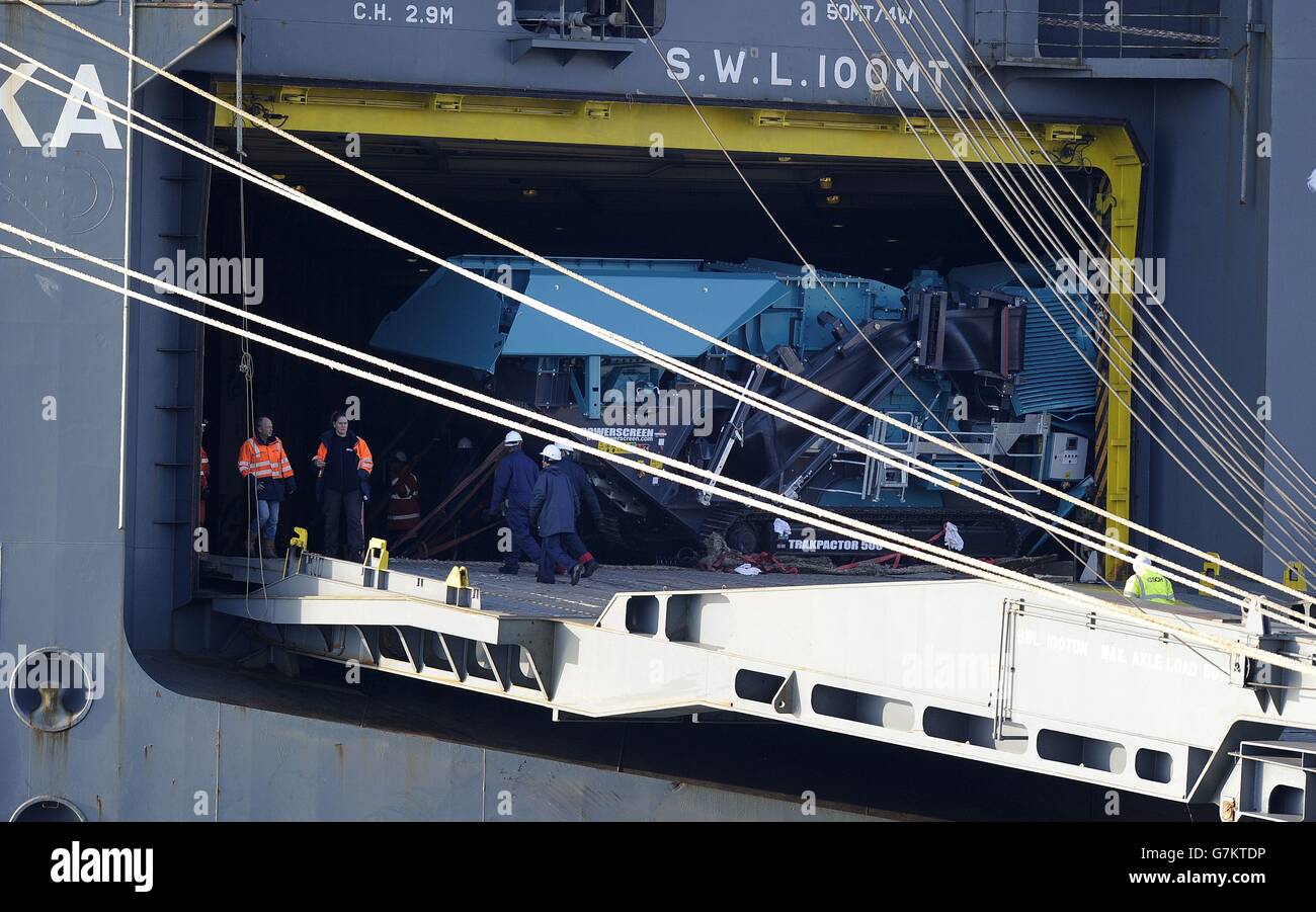 Solent ship grounding Stock Photo - Alamy