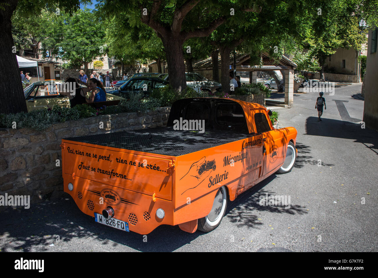 Peugeot 404 hi-res stock photography and images - Alamy