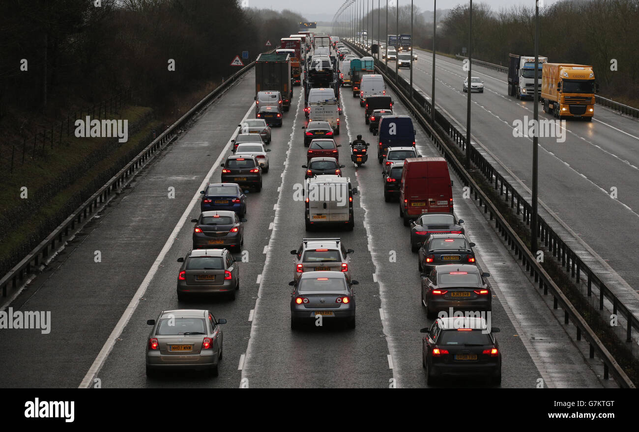 M40 delays hi-res stock photography and images - Alamy