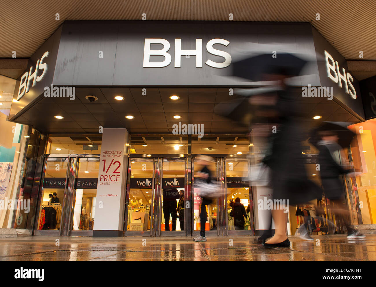 General view of a branch of BHS, on Oxford Street, London Stock Photo ...